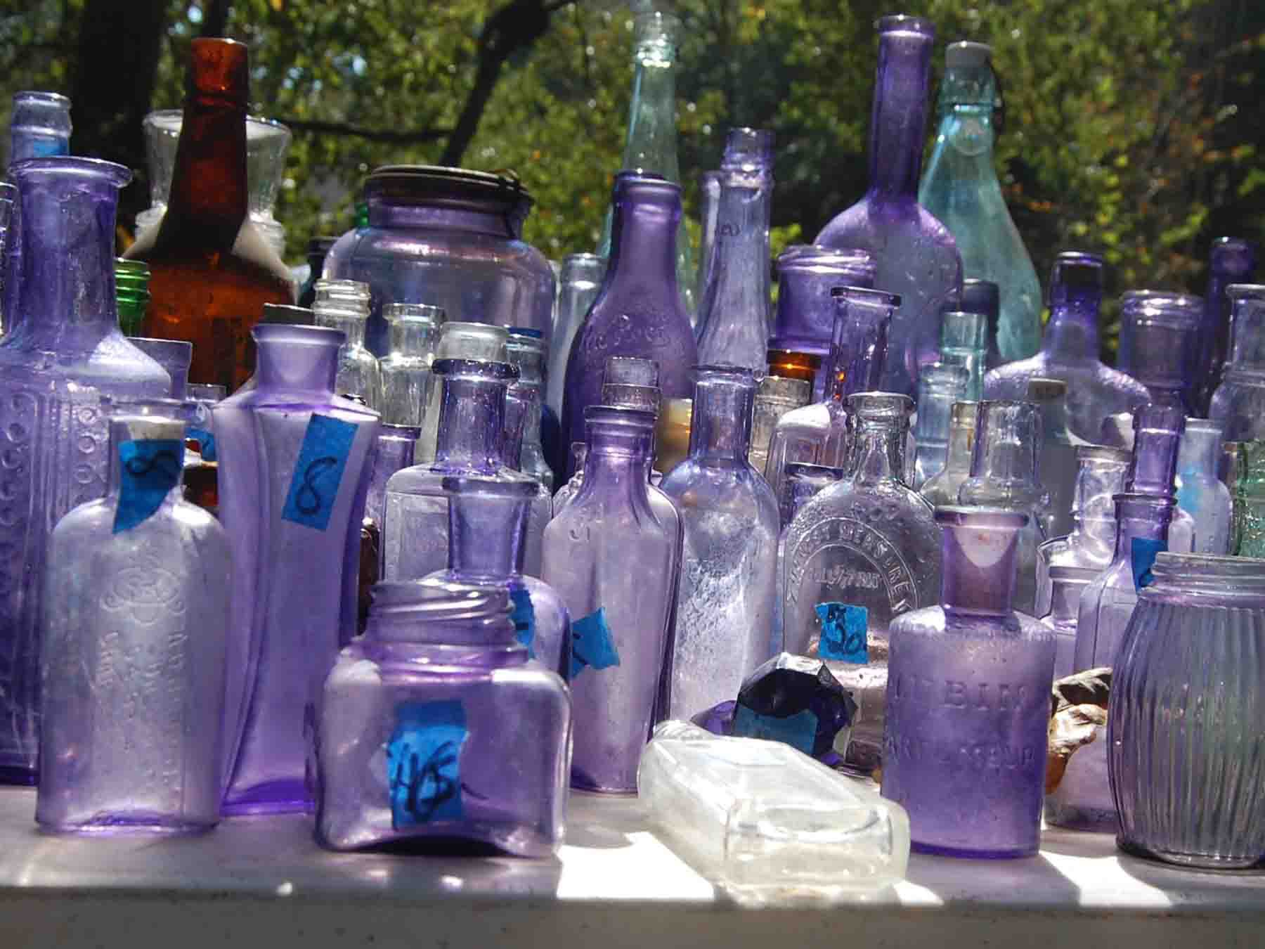 The Most Valuable Antique Dishes in the World - AC Silver